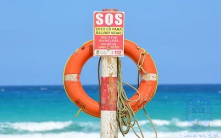 SOS Là Gì? Ý Nghĩa Và Ứng Dụng Của Tín Hiệu SOS Trong Cuộc Sống